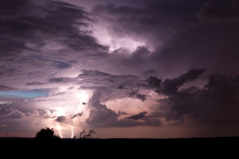 Risque D orages Parfois Violents Ce Soir Et Cette Nuit M t o Lor 